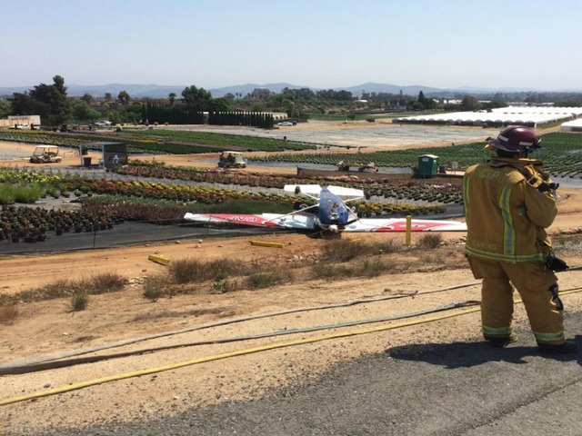 Plane crash lands, flips over at Fallbrook airport - 10News.com KGTV-TV ...