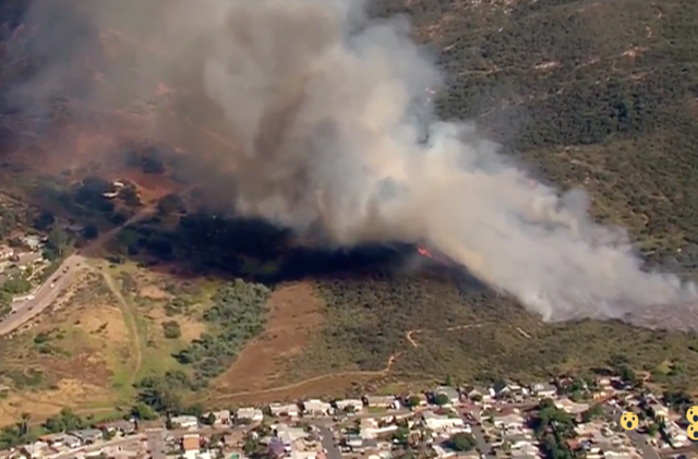 Fire erupts near Mission Trails park and Cowles Mountain - 10News.com ...